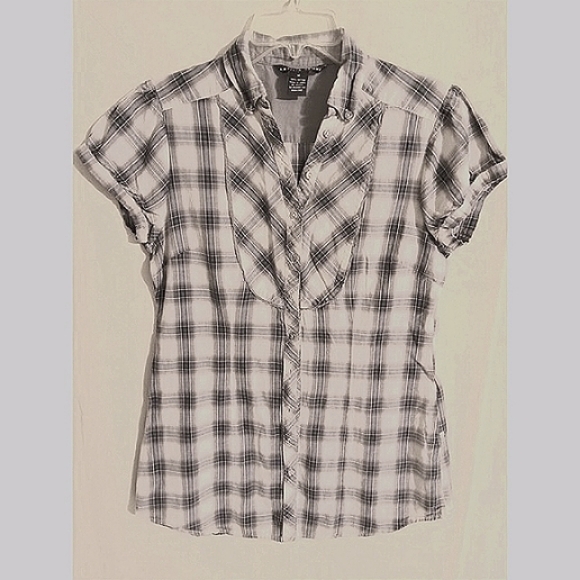 Antilia Femme | Tops | Antilia Femme Blue White Plaid Buttonup Bell ...